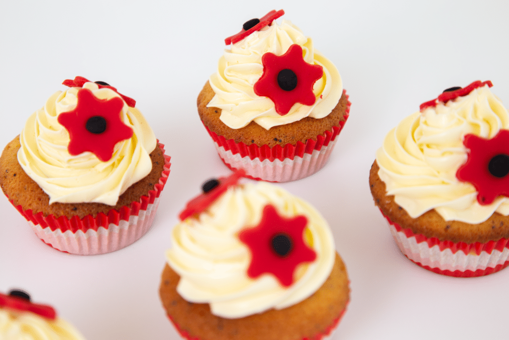 Vanilla Poppyseed Cupcakes - Flavour Creations